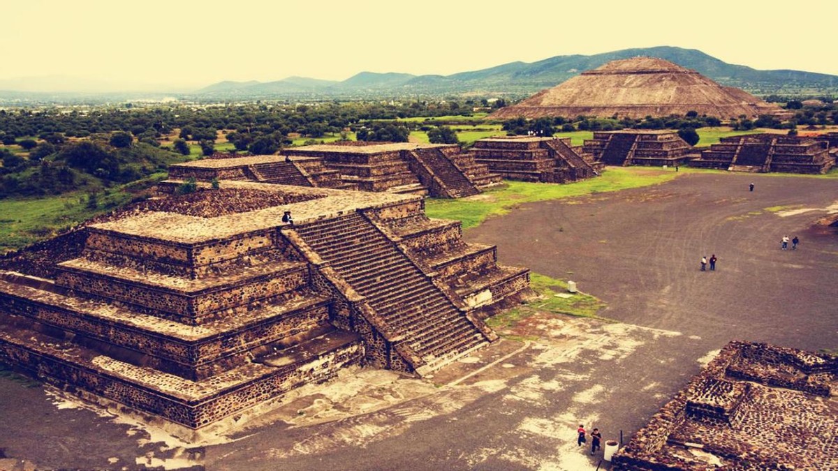 Urban Planning of the Chichen Itza Empire: Urban Layout and ...