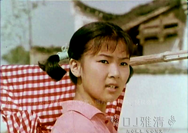 Former actress Xiang Hong married her love son at the age of 26 and ...