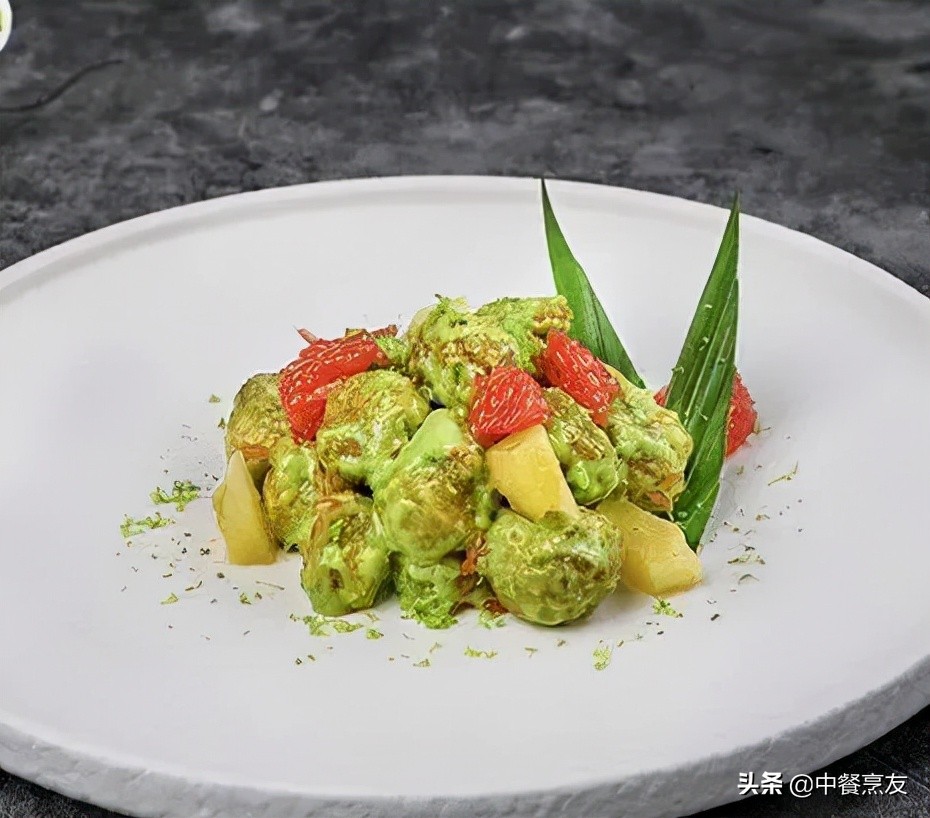 The restaurant features best-selling dishes - iNEWS