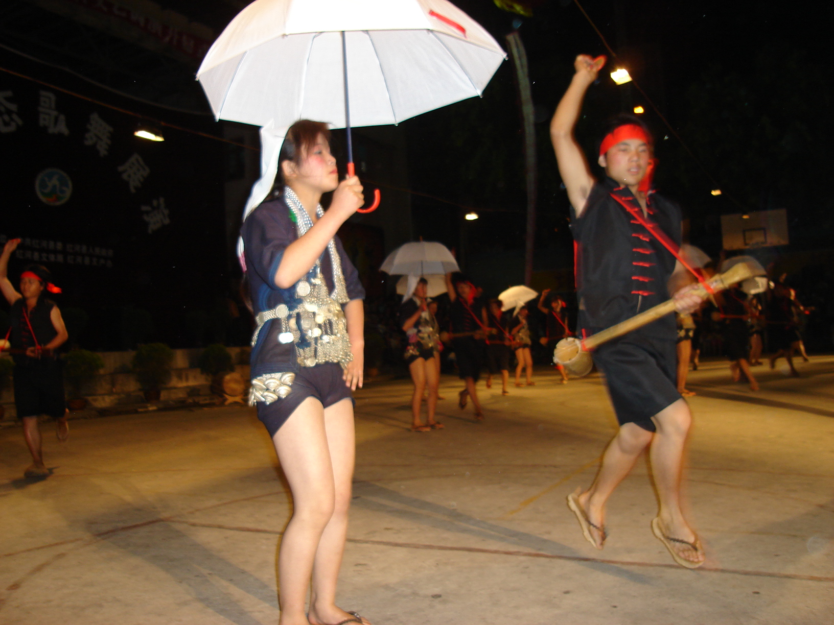 The sexiest and colorful Hani Yiche people in Yunnan - iNEWS