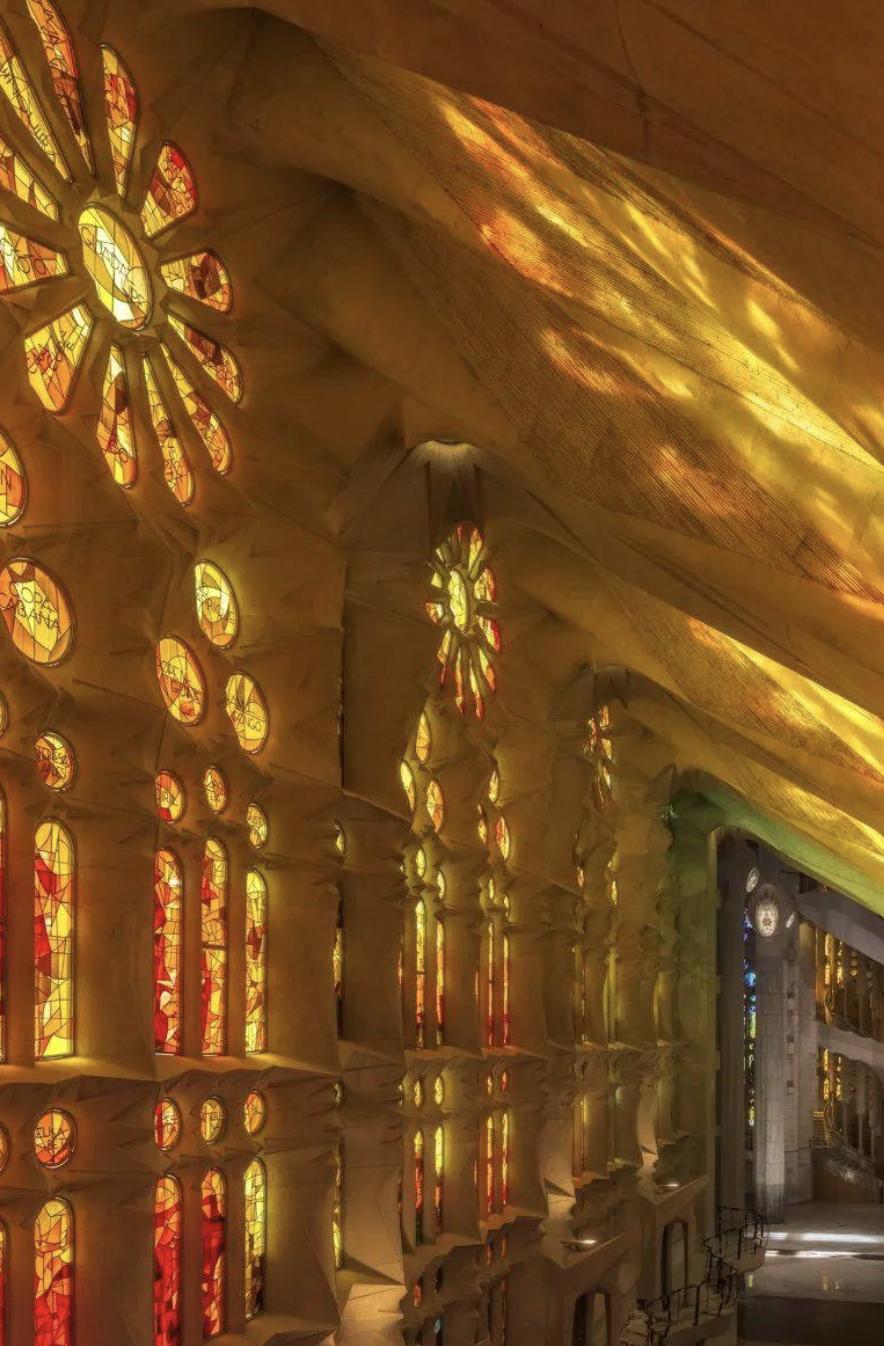 From 'Liquid Glass' to 'Amorphous Solid': What Is Glass Really Like ...