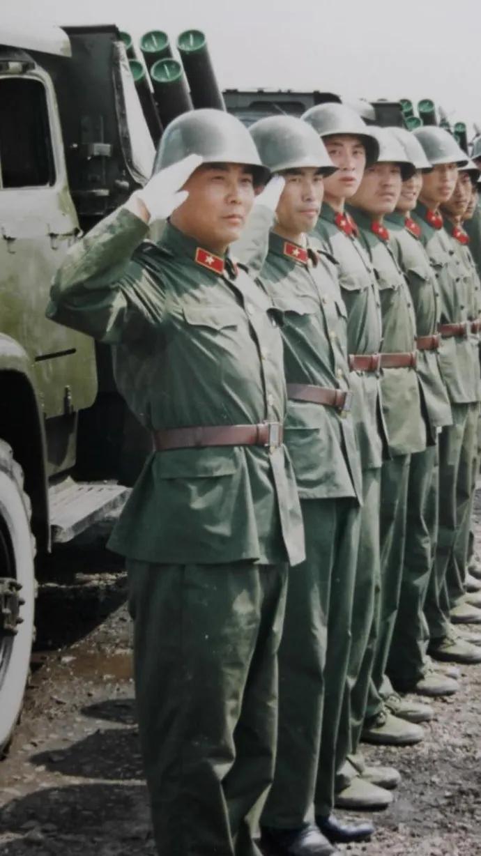 Unforgettable military uniforms: the changes of the PLA's military ...