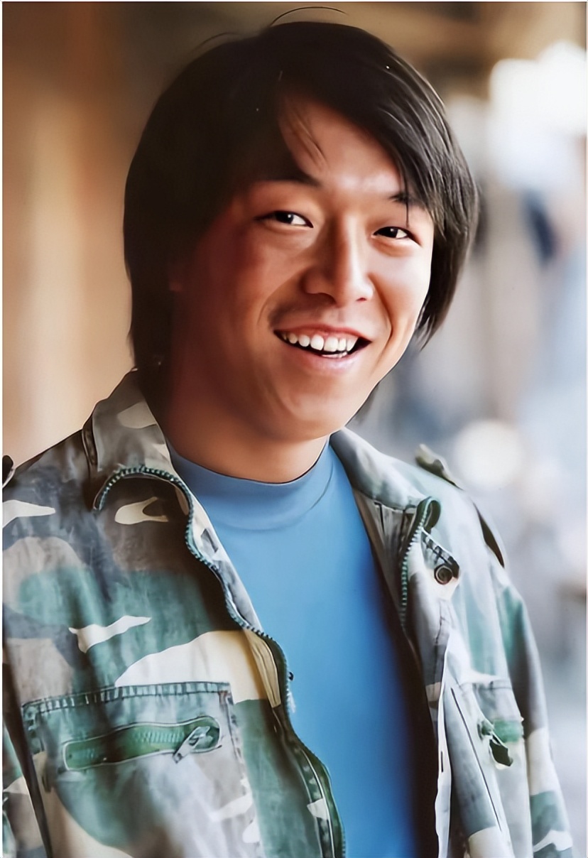 Huang Bo: After a gorgeous transformation, he finally became an actor ...