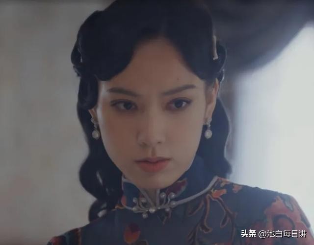 Born as a star girl, Sun Jialing in "Lonely Boat" has a great face and ...