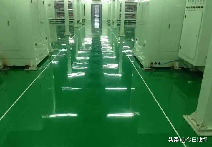 Why is the floor paint coating divided into three layers? - iNEWS