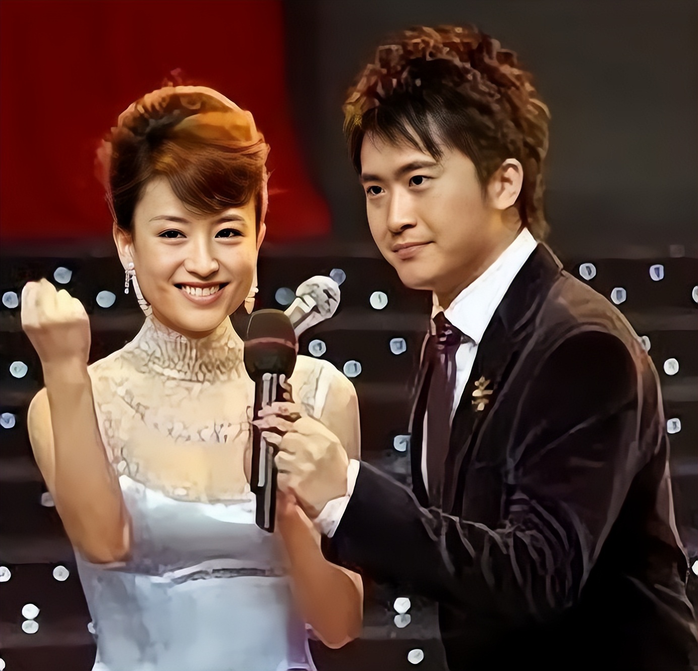 CCTV host Yang Fan: married an ordinary wife Li Sa, gave birth to two ...
