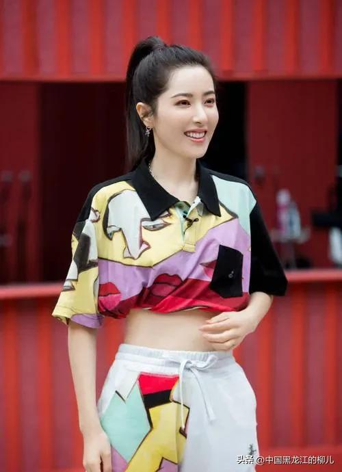 Movie star Zeng Li - beautiful photo - iNEWS