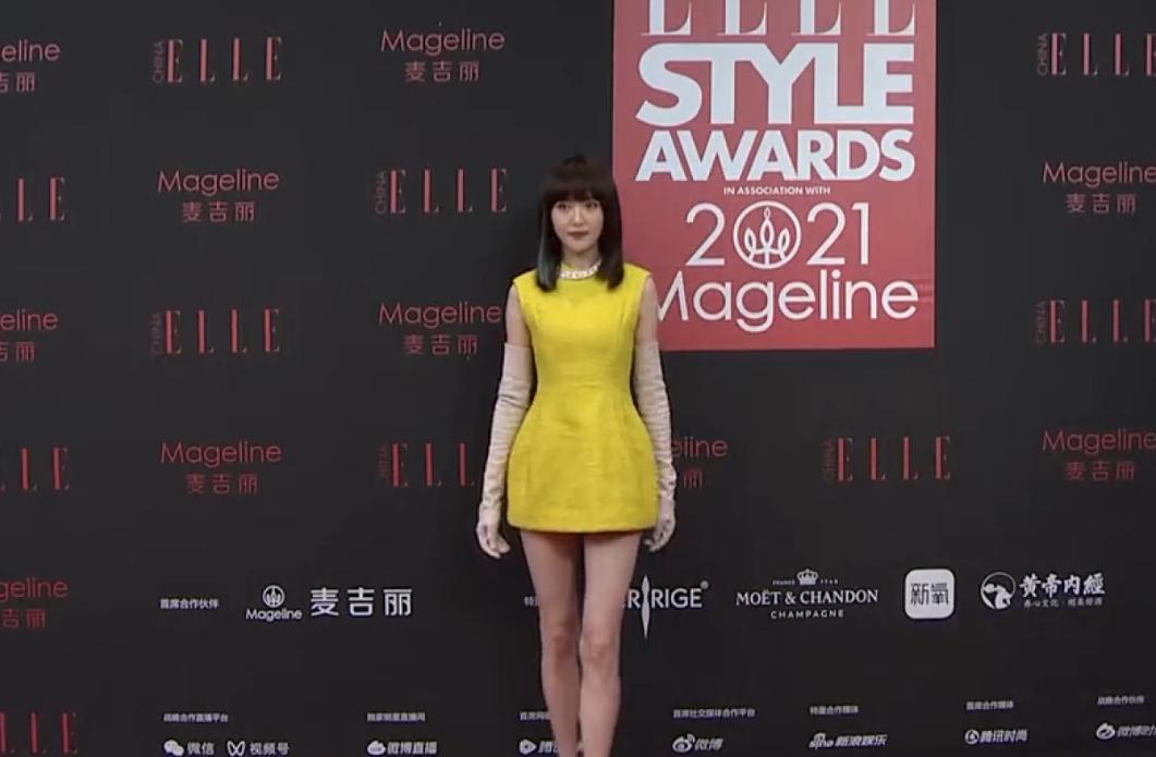 The ultra-short dress became embarrassing for an actress, Tang Yan ...