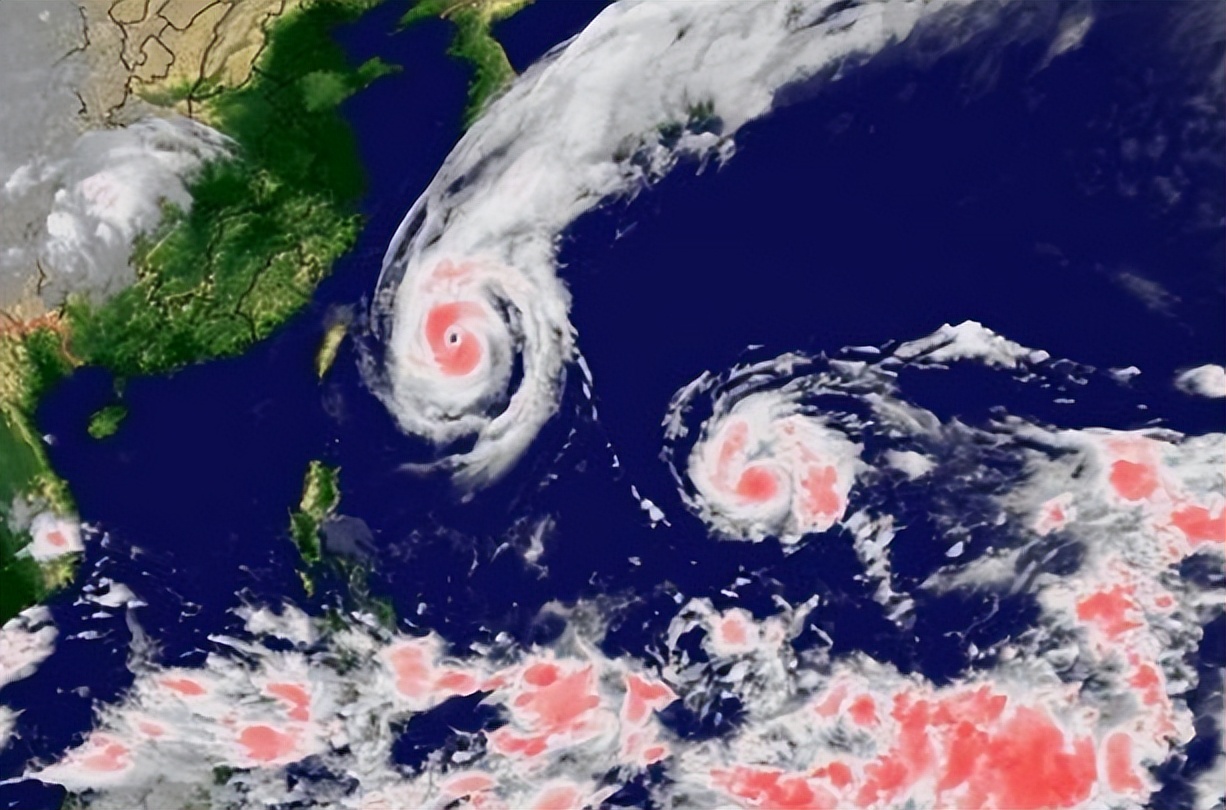 The Twin Typhoon Effect: What happens when two typhoons collide? - iNEWS