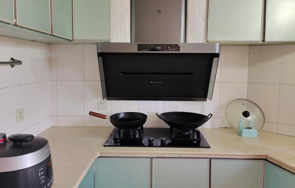 The secret to clearing smoke in an open kitchen, choosing the right ...