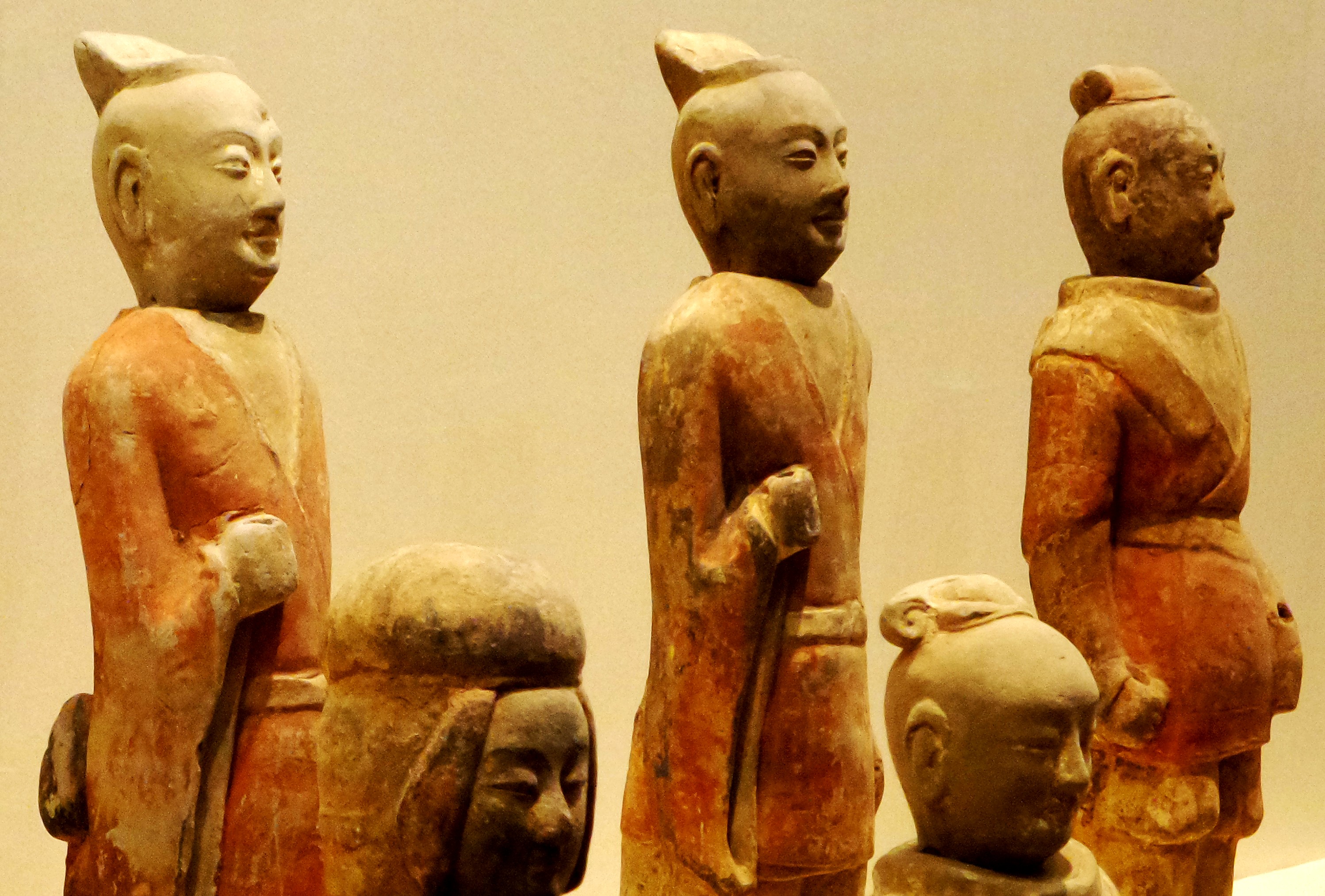 The figurines of the gate official of the Gaoyang tomb in the Northern ...