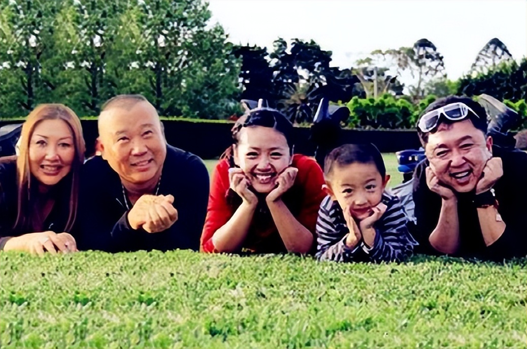 Yu Qian's wife who has been hiding for 20 years is her, she is 50 years ...