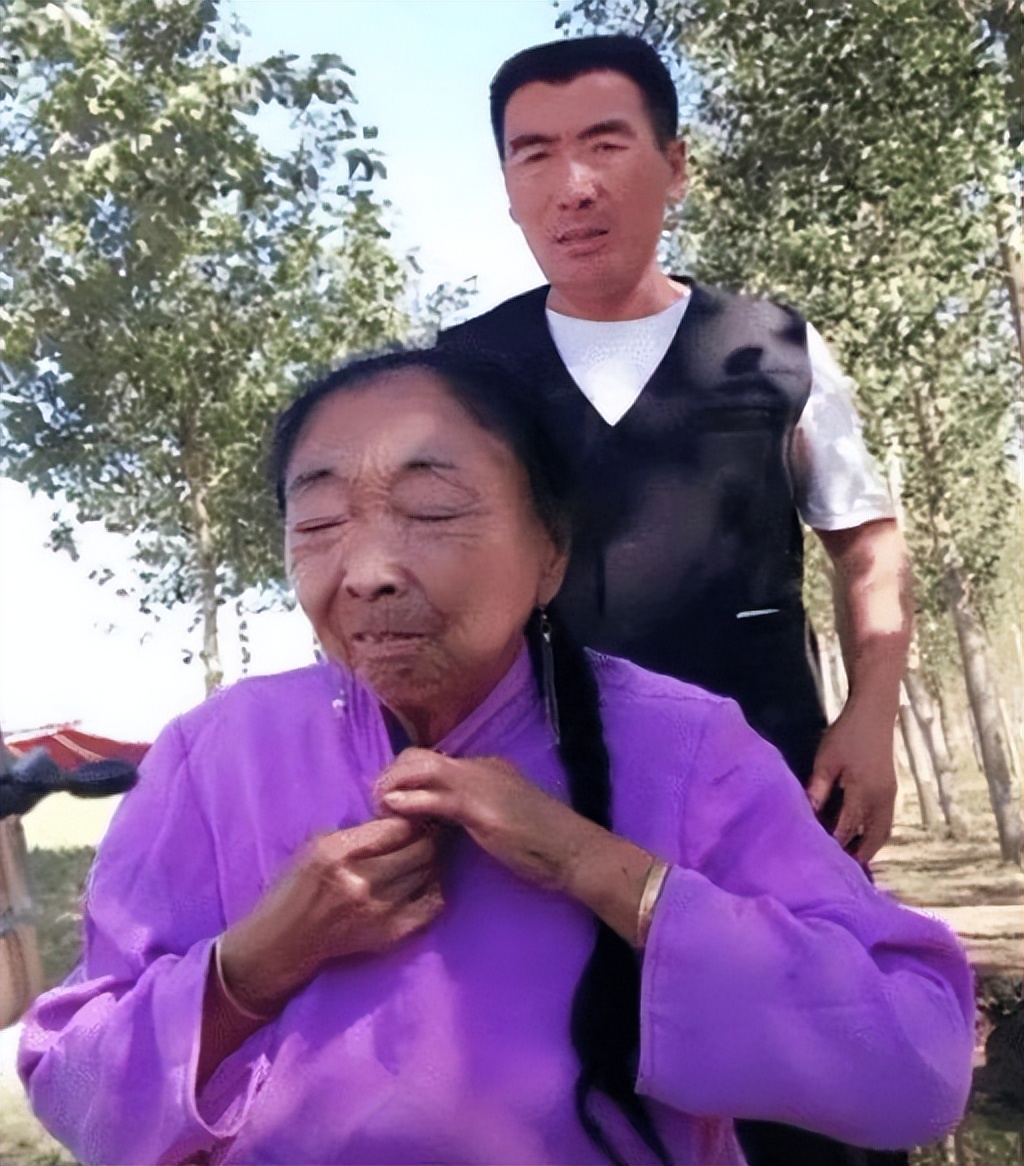 85-year-old Ma Yuqin went back to her hometown to see Li Yucheng's ...