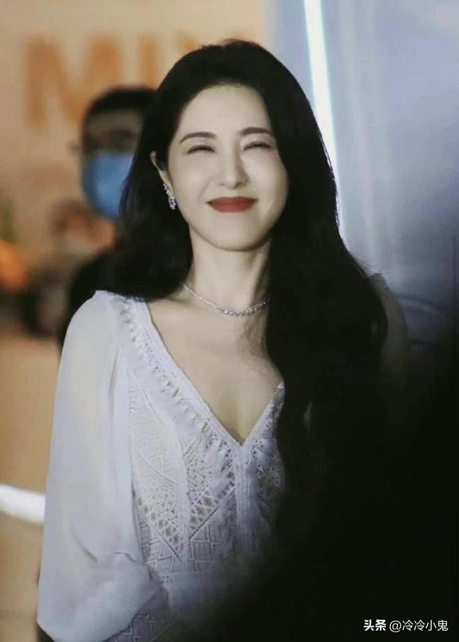 With a beautiful face and little luck, Zeng Li, who should have been so ...