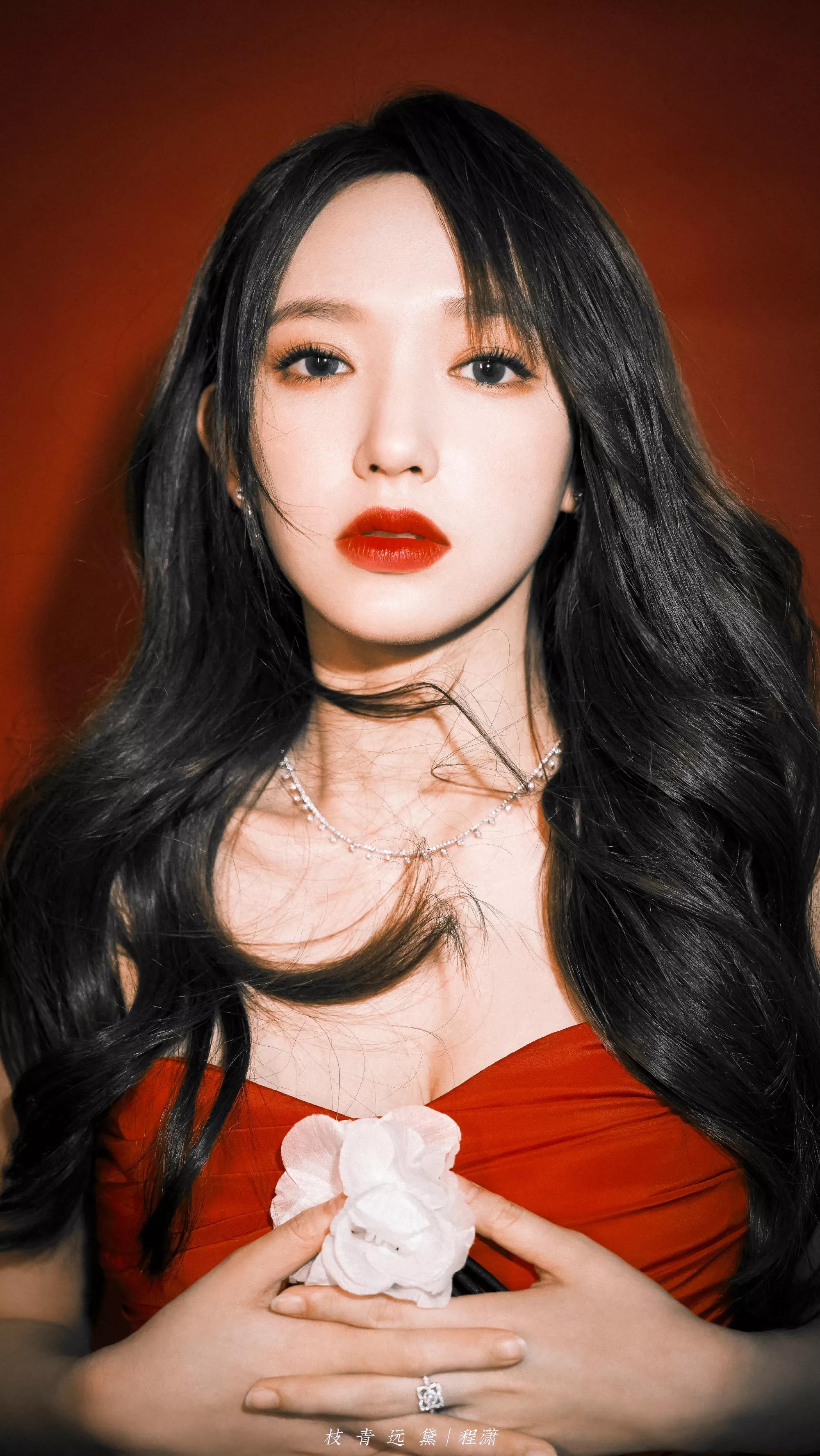 Cheng Xiao beautiful wallpaper - iNEWS