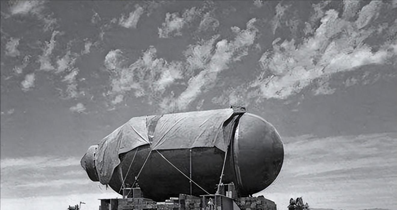 In 1961, the United Kingdom deployed 48 atomic bombs to prevent Hong ...