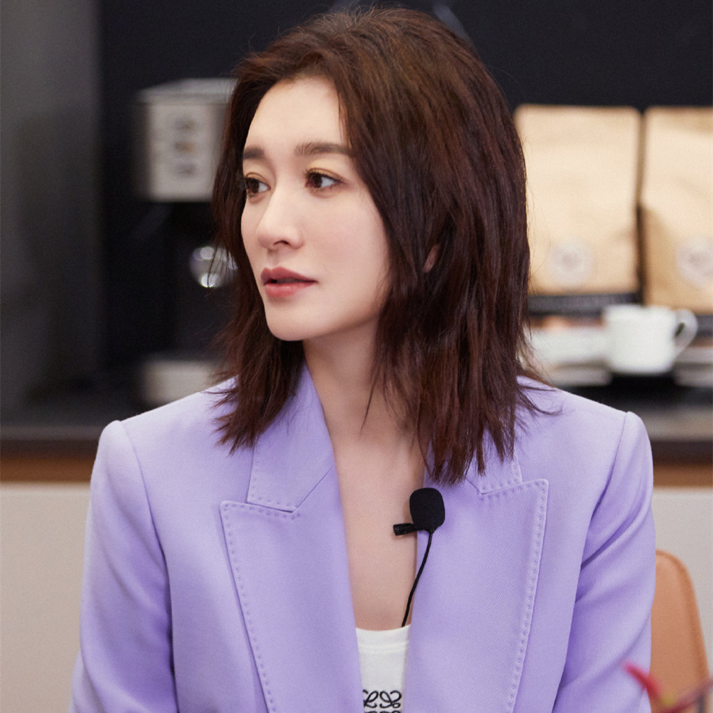 Appreciation of beautiful photos of the goddess Li Xiaoran - iNEWS