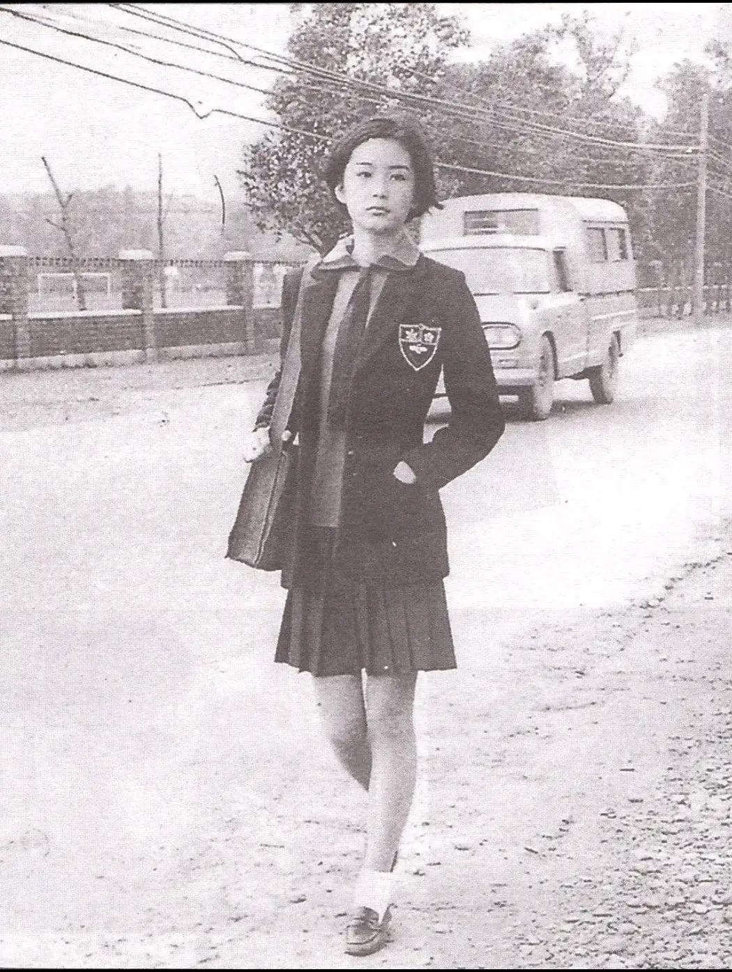 If Brigitte Lin, who is so heroic, plays the part of Xu Xian, can she ...