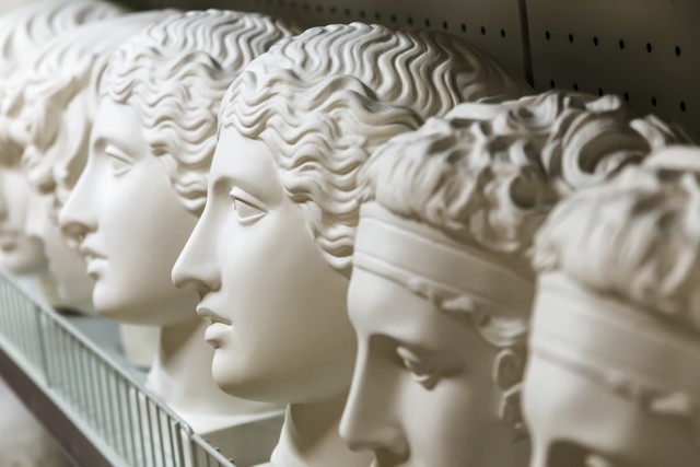 Zichuan: A very classic Chinese manga, telling the legend of a family ...