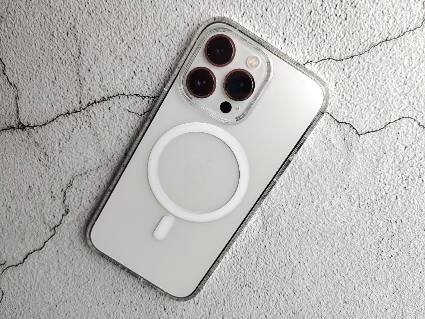 What is the experience of replacing your iPhone with Bunkers Family ...