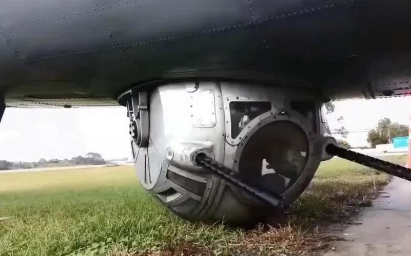 The spherical turret has fierce firepower and rains bullets on enemy ...