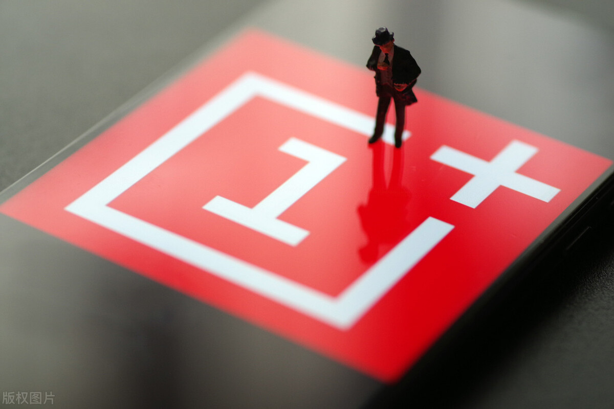 In addition to adding 1Hz AOD, the OnePlus 10 Pro update has these ...