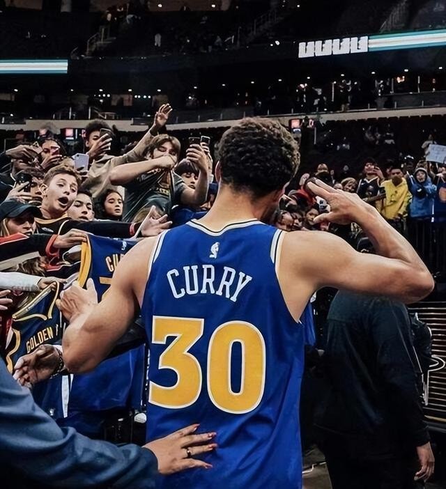 Contract extension confirmed! 60 million! That's good! For 10 years ...
