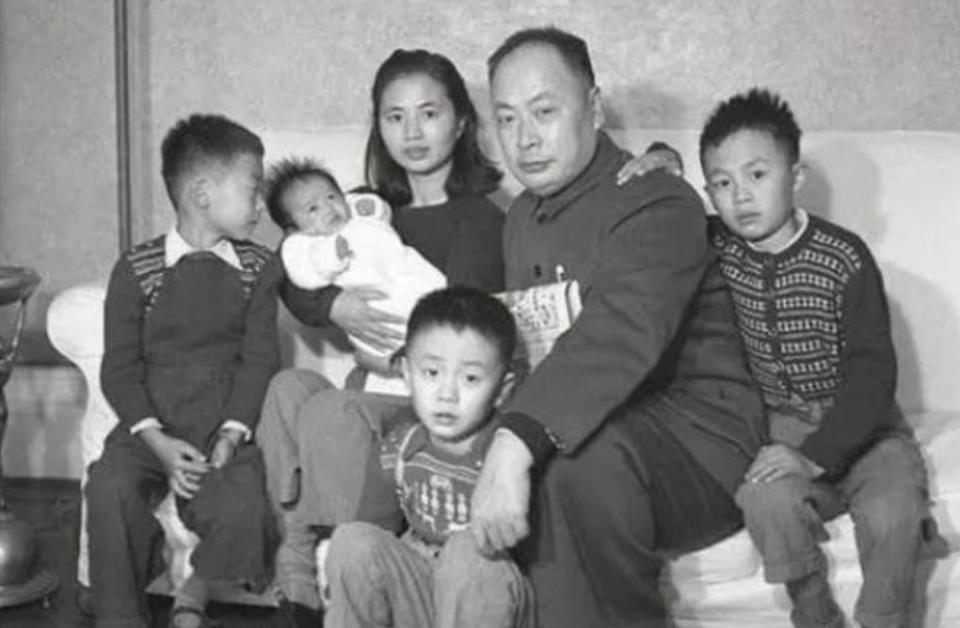 Chen Yi took the lead in criticizing Su Yu and made him wronged for ...