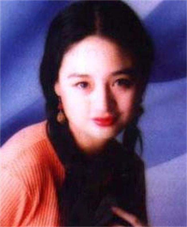 Once known as one of the five golden flowers in China, the famous film and television actress Wu ...