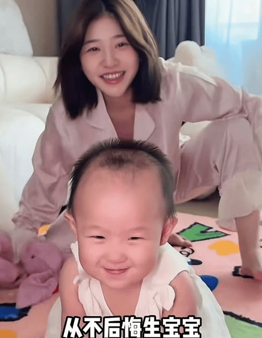 Huang Yiming took wedding photos alone after spending 3 million yuan, Wang Sicong remained ...