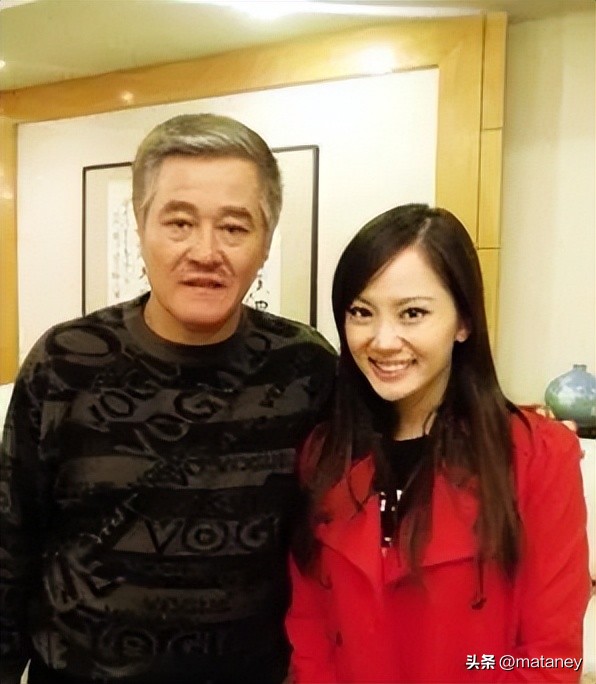 Chen Meixin: Zhao Benshan's 28-year-old foreign beauty apprentice was once regarded as Stefanie ...