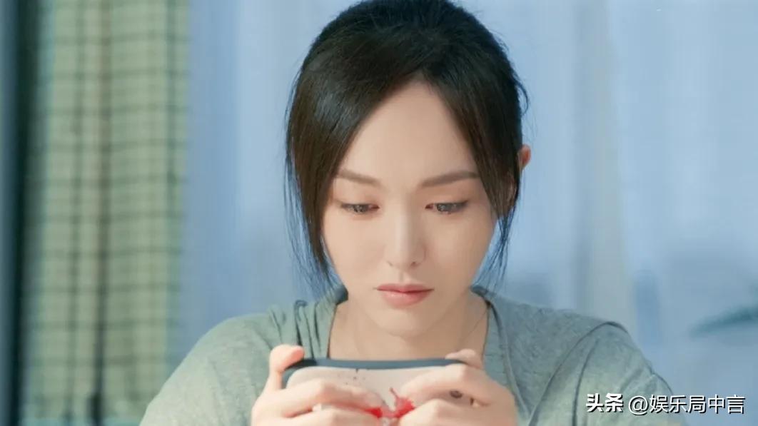 Tang Yan and Yang Rong were selected as the second-class actors in ...