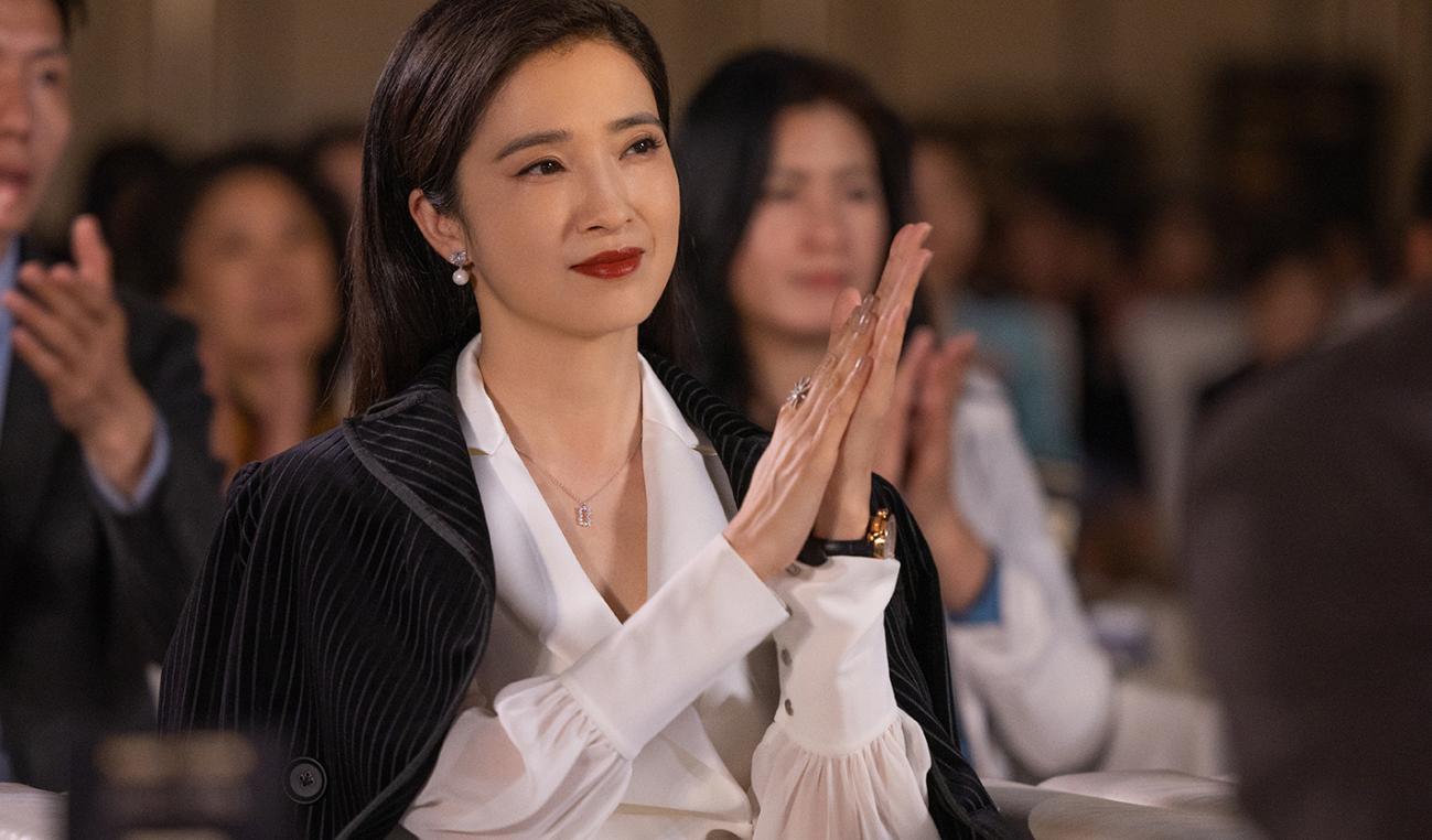 Please call me the director: using Ning Meng and Lu Jiming, she is the ...