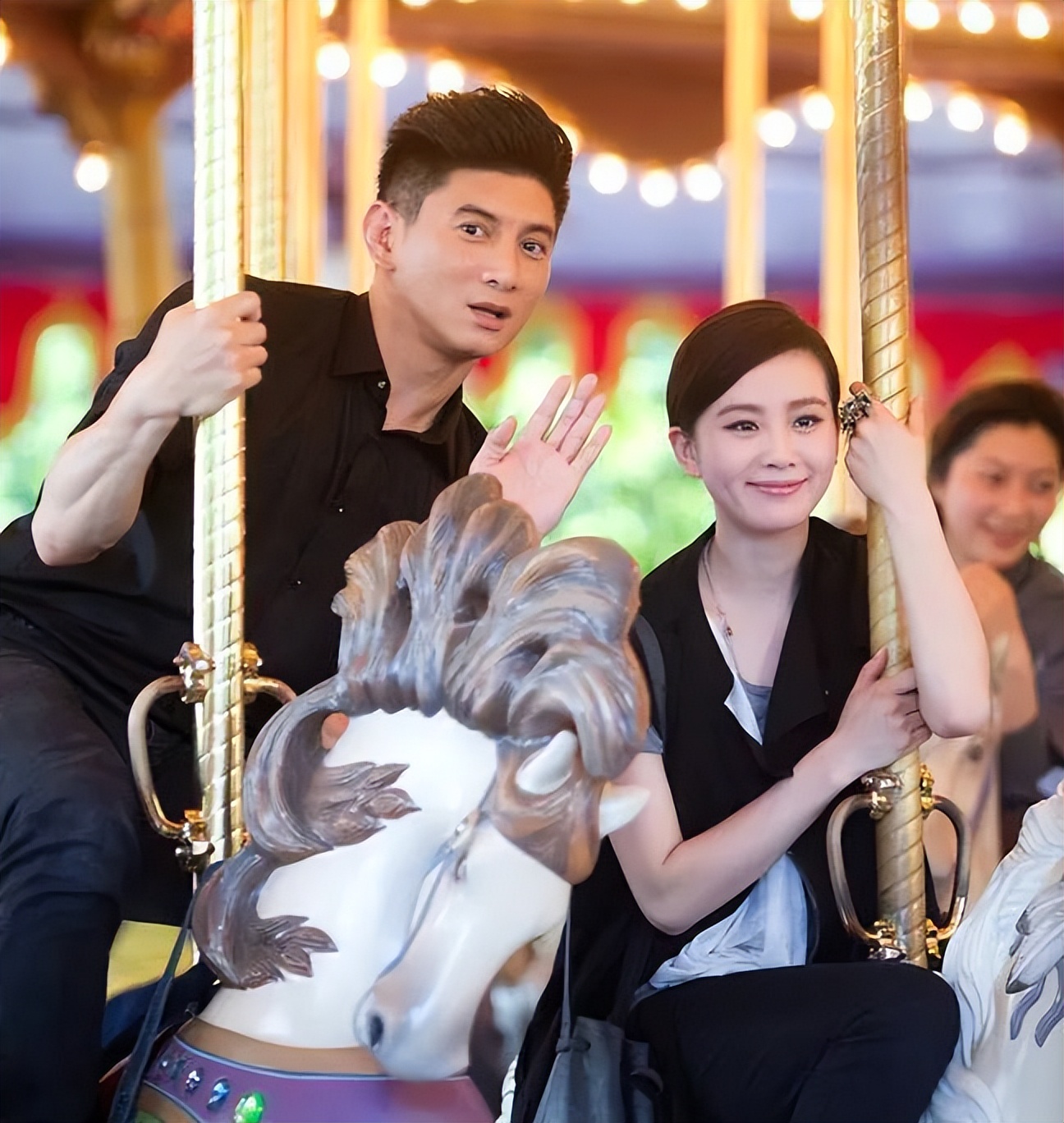 Cai Xukun, Xiao Zhan, Liu Shishi, Wu Qilong, Sun Yi, Guan Xiaotong - iNEWS