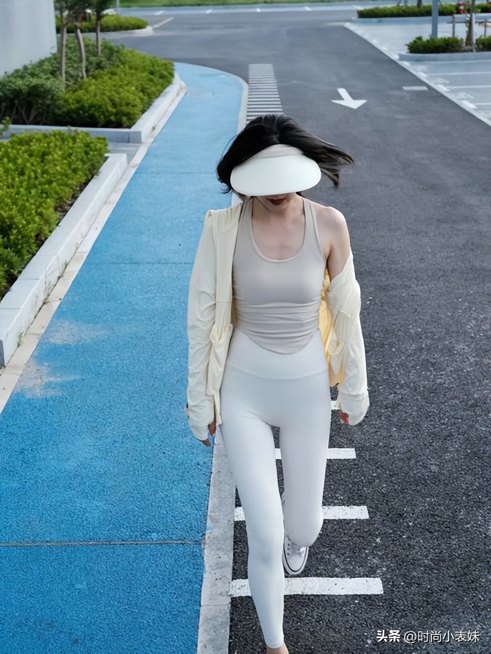 Choose the right color and length, and wear high-end and non-tacky yoga ...