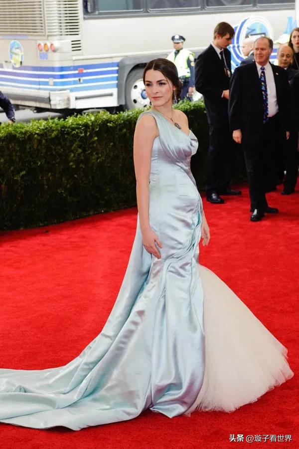 Katherine Shaffer, the youngest daughter of the devil Anna Wintour - iMedia