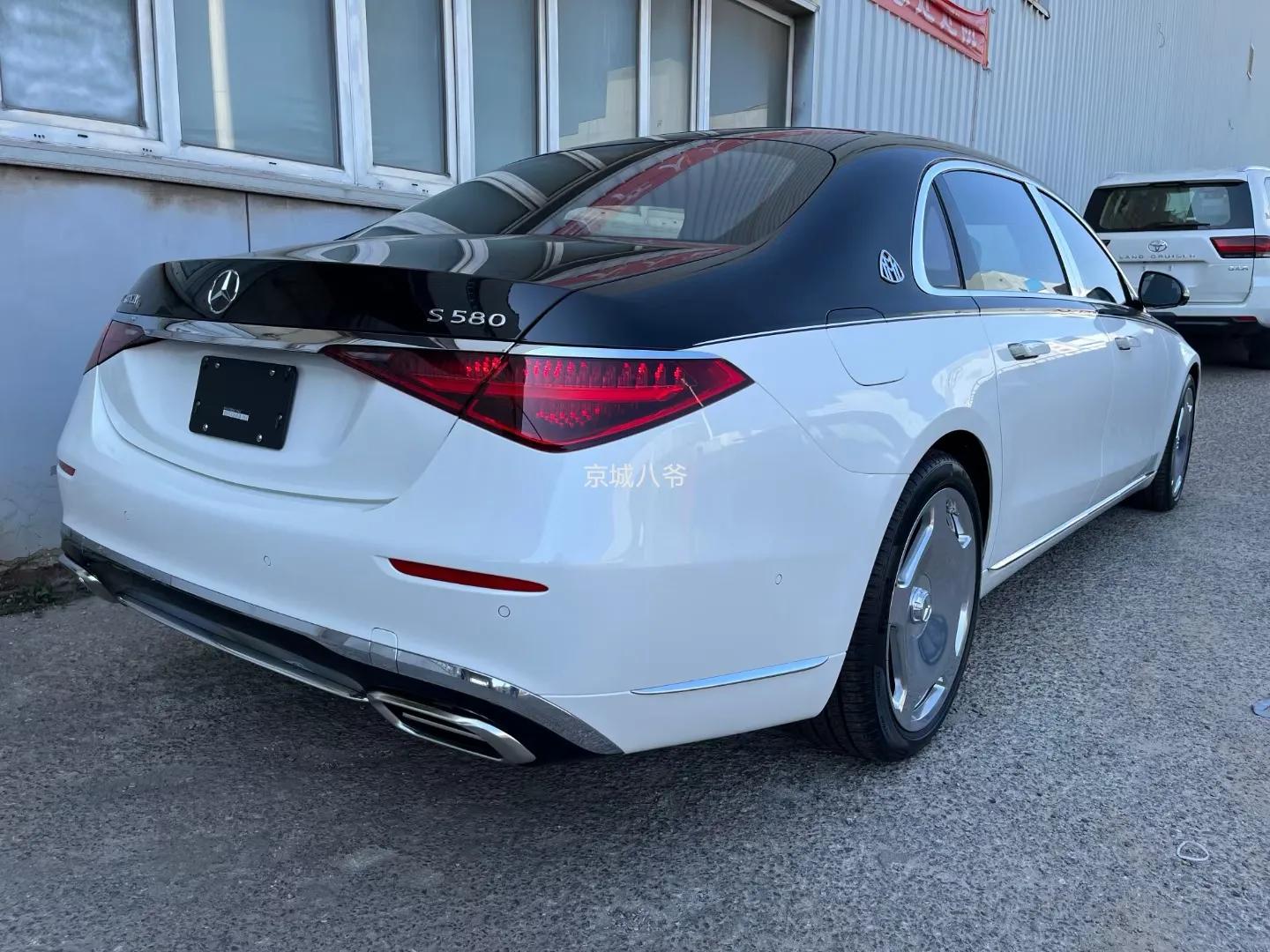 Mercedes-Benz Maybach 22 S580 - iNEWS