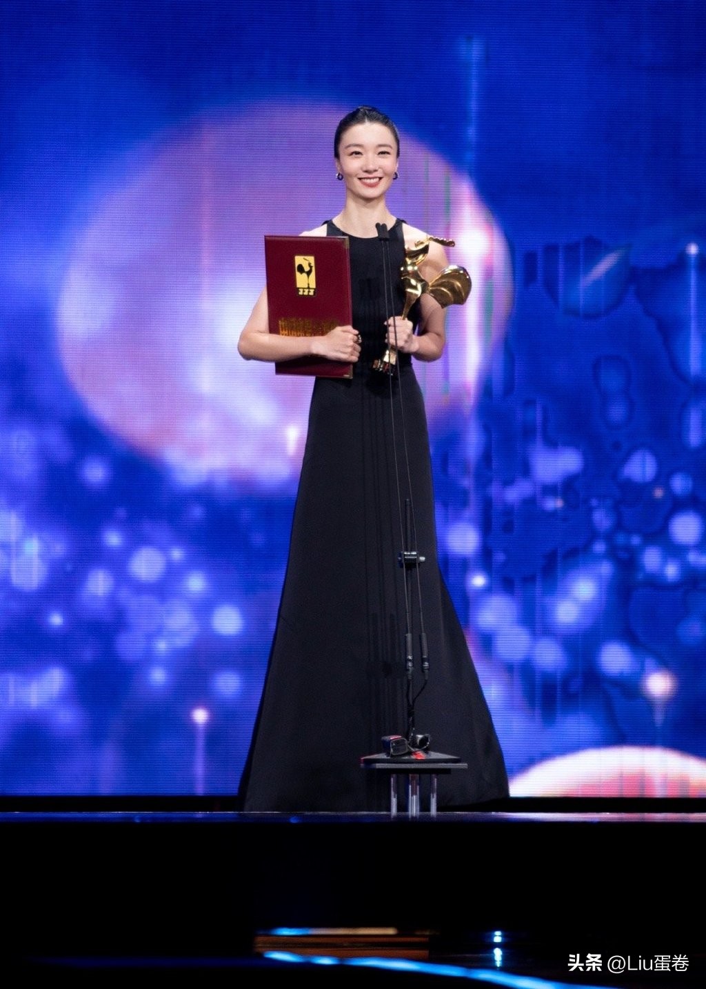 Golden Rooster Awards announced: Zhu Yilong and Xi Meijuan won the Best ...