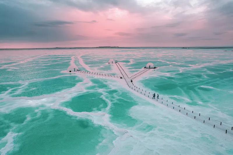 Fantasy Chaerhan colorful salt lake beauty - iNEWS