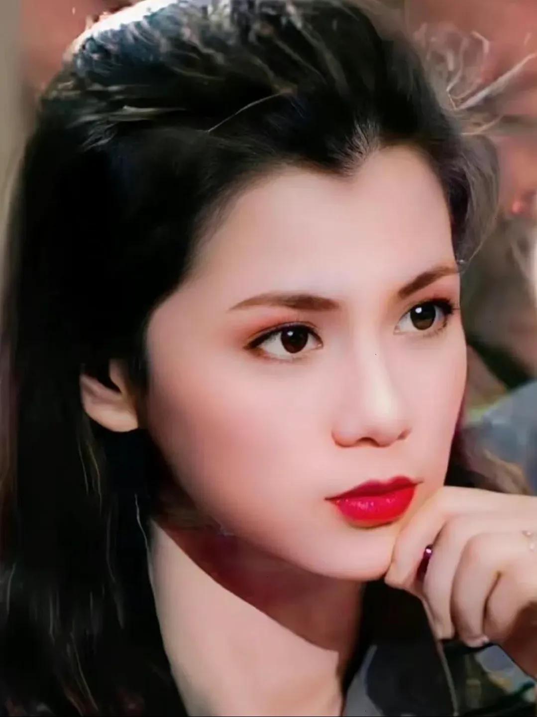 Have you seen all ten classic roles of "Pretty Huang Rong" Weng Meiling ...