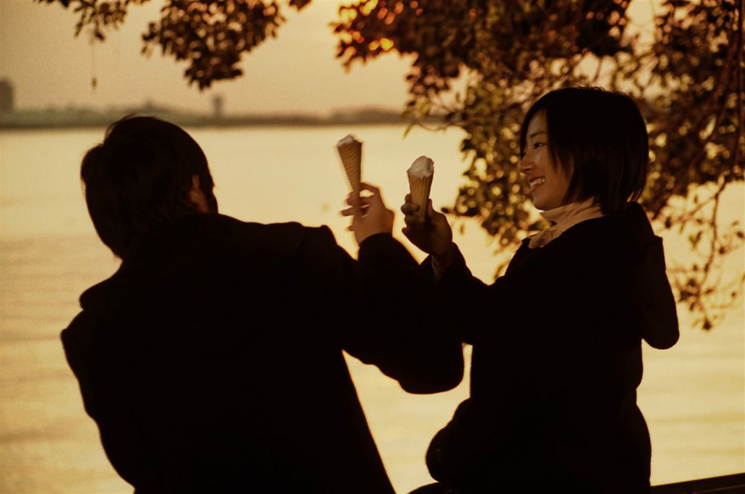 Secret piano music, interpretation of love across time and space - iNEWS