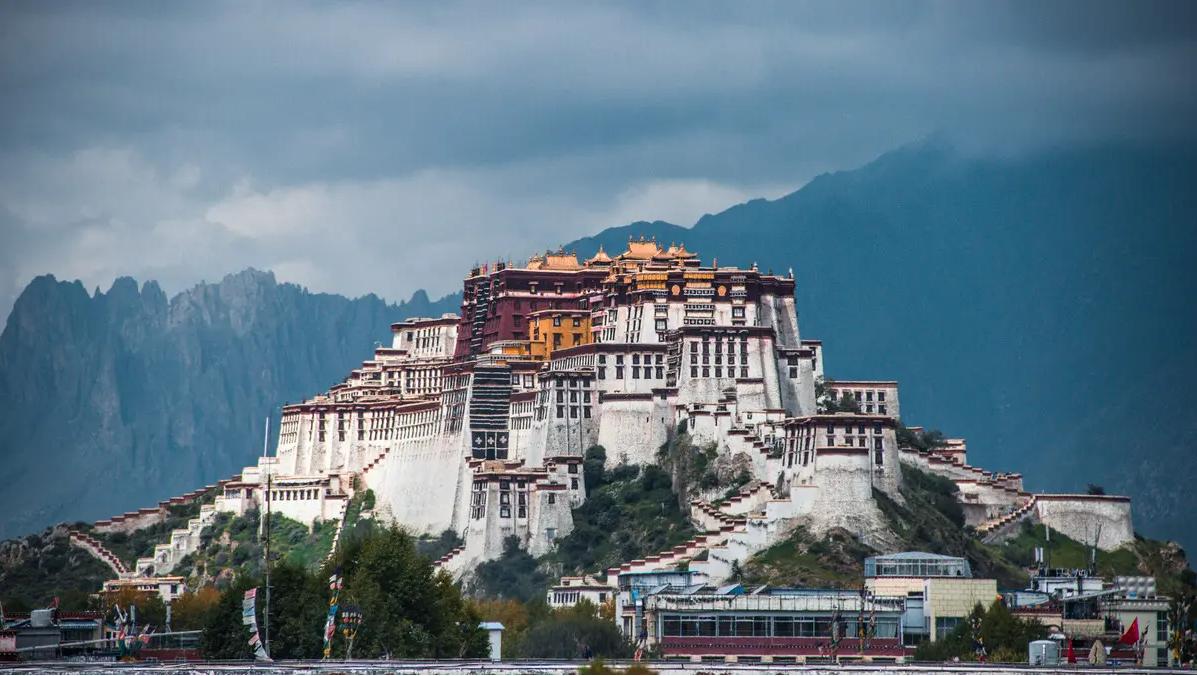 Why does the plane route avoid Tibet, is it a restricted area for ...