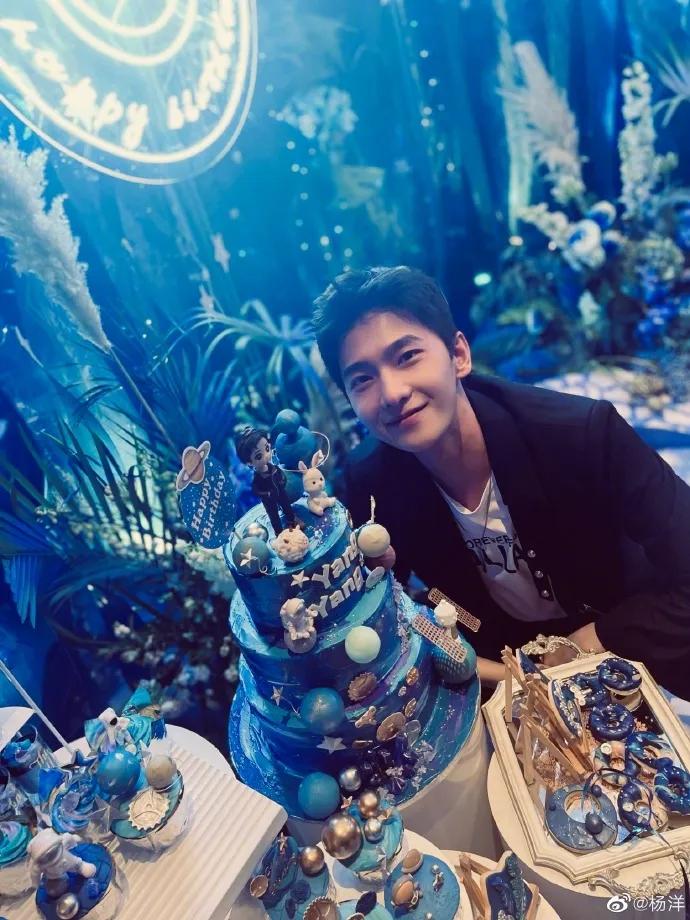 From Zhao Lusi to Li Qin, Yang Yang's 5 romance scandals, all of them ...