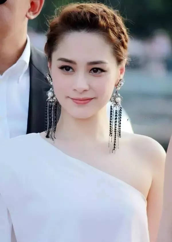 Zhang Jinyu was exposed as suspected of knowing Mr. Lu's married status ...
