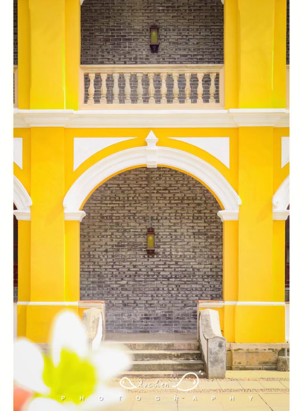 Guangzhou travel must punch 8 small yellow buildings of the Republic of ...