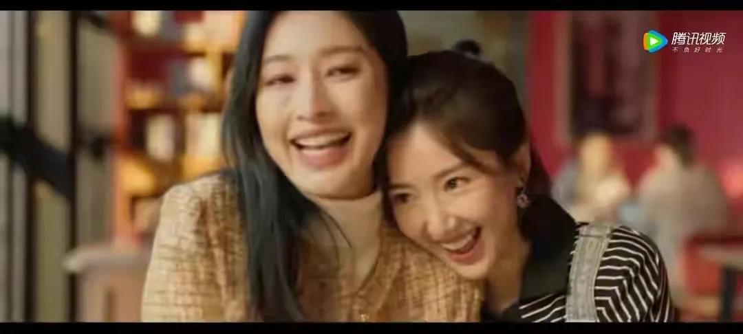 The two sisters Sun Xin and Sun Xiang in "All Wishes Come True", the ...