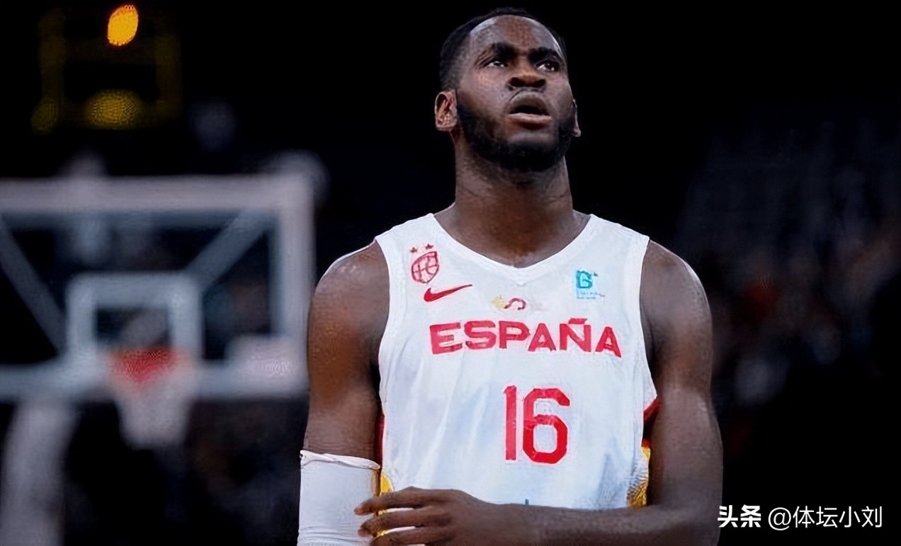 10 points and 6 boards, plus or minus +23!Rocket Rising Star finally ...