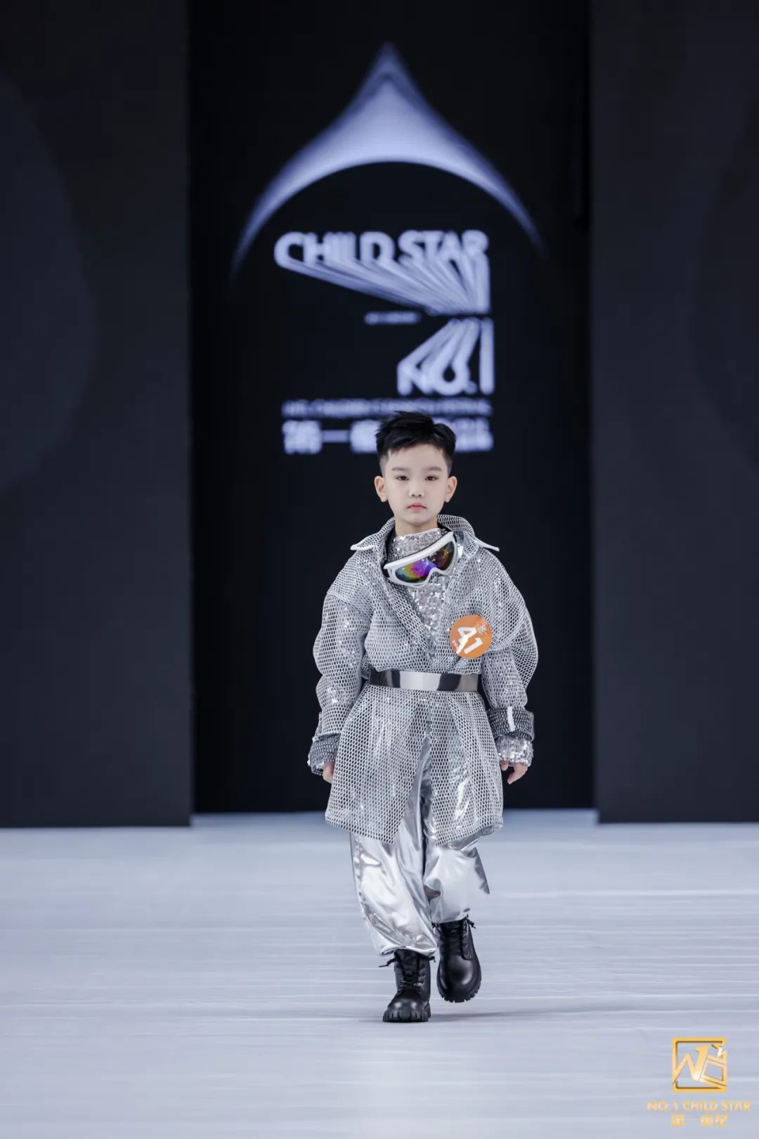 The most popular little supermodel-Chen Yanxi[The first child star, I ...
