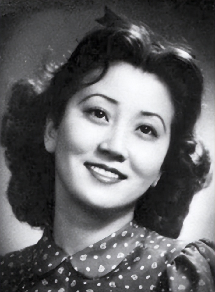 Jiang Ying: How did she become a legend when she married her elder ...