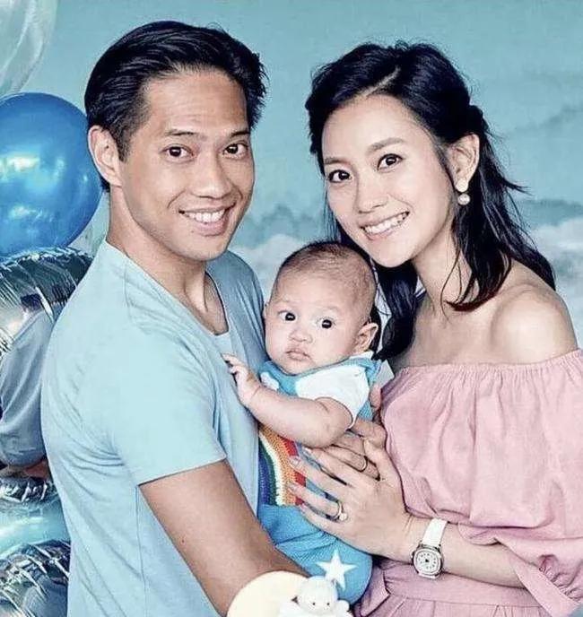 In 2000, Hong Kong model Wu Zhiheng married into a wealthy family. After 8 years, the weight was ...